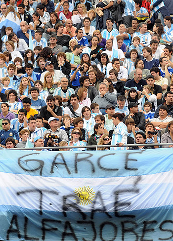 Garcé, traé alfajores - Que la pases lindo!